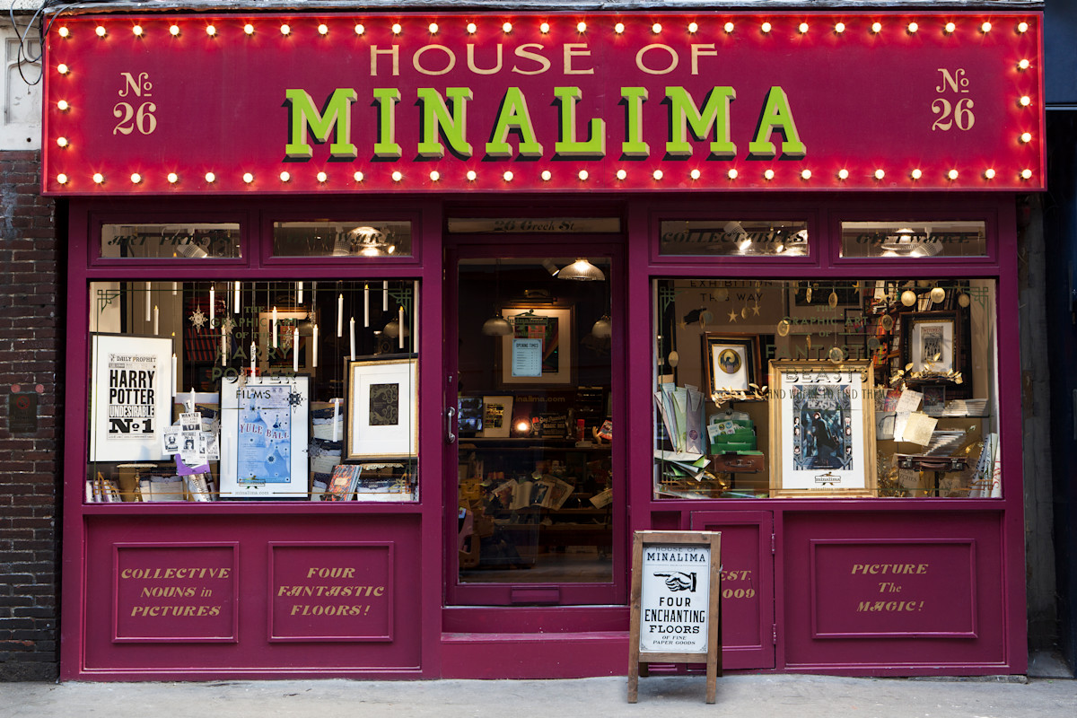Harry Potter | Graphic designer Miraphora Mina on the future of House ...