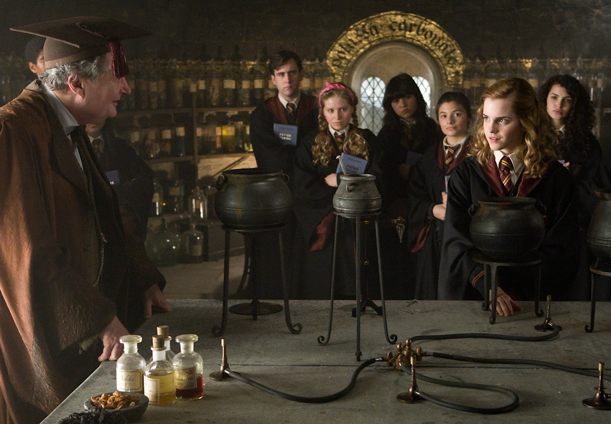 Harry Potter | What would Amortentia smell like based on your ...